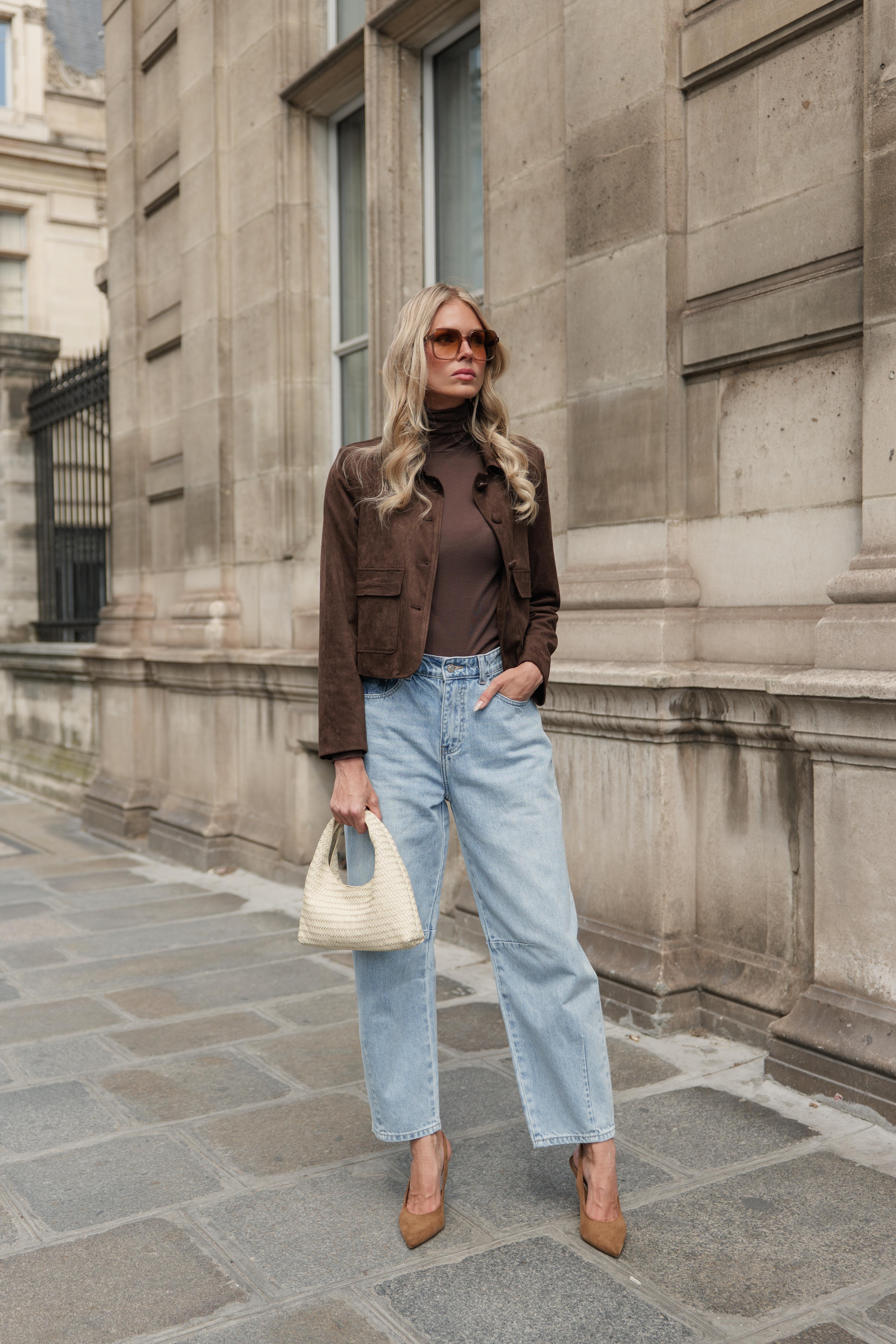 Brandy Jeans – Light Denim | Modern Barrel Jeans – Oraije Paris